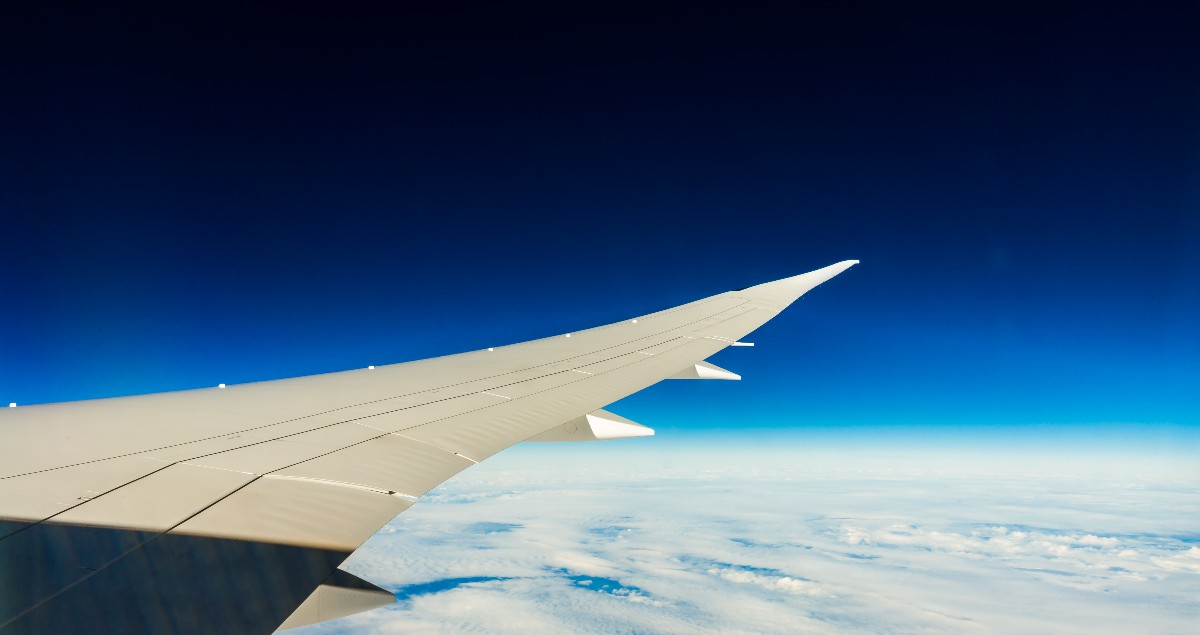 Net zero aviation: the multiple pathways to decarbonization | Spectra ...